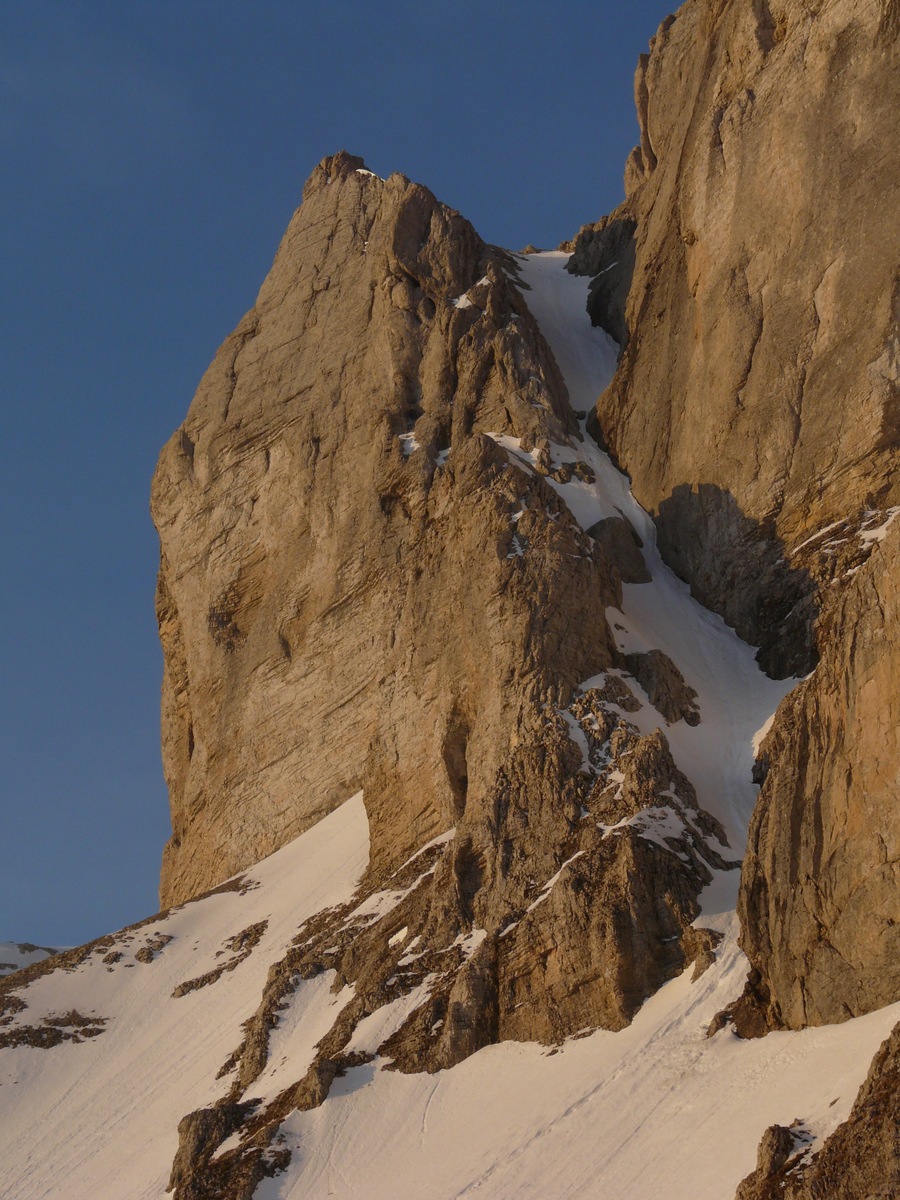 Obiou : Voie Paul Arthaud - variantes de l'arête - Camptocamp.org