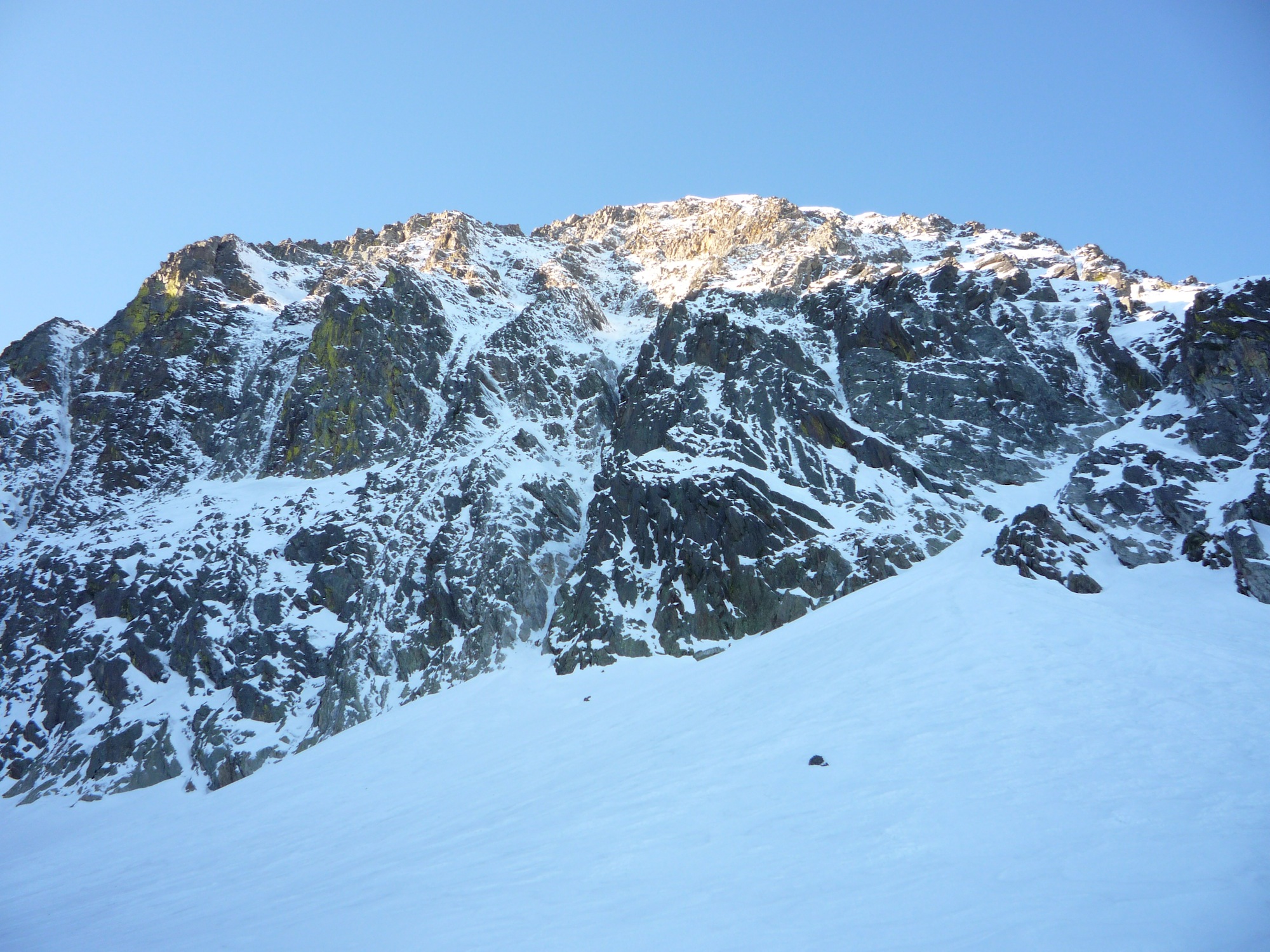 Pic du Canigou / Canigó : Face E - Corredor Escarra-Muxart - Camptocamp.org