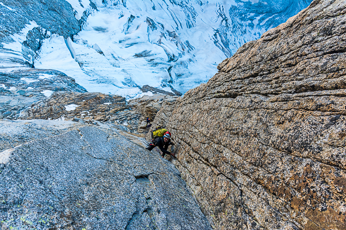Grandes Jorasses - Pointe Walker : Éperon Walker - Camptocamp.org