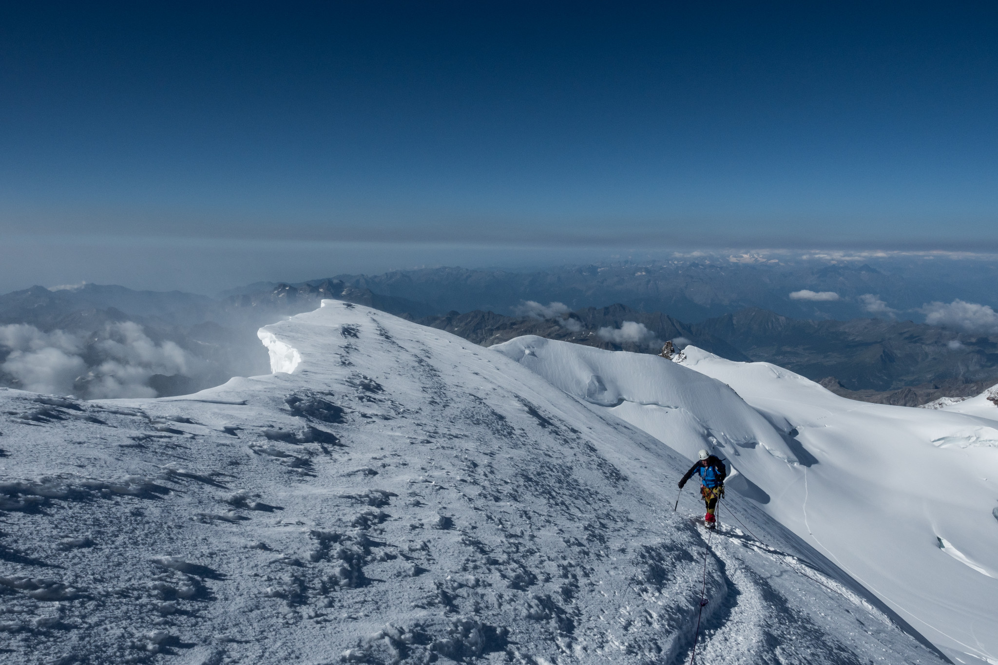 Pointe Gnifetti / Signalkuppe : Par le Glacier de Lys - Camptocamp.org