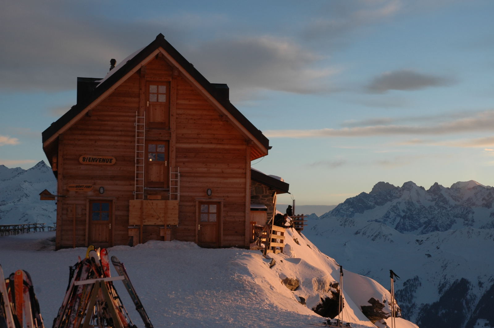 Cabane Mont Fort CAS - Camptocamp.org